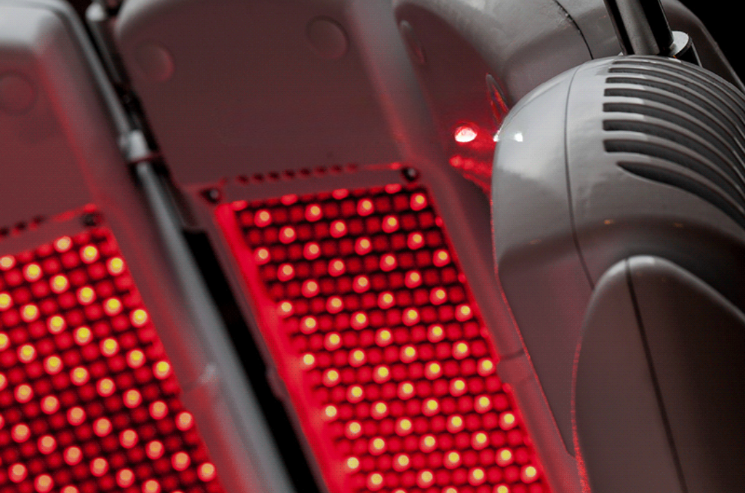 THE MOST POWERFUL LED PHOTOTHERAPY SYSTEM IN THE WORLD - Radiance Room